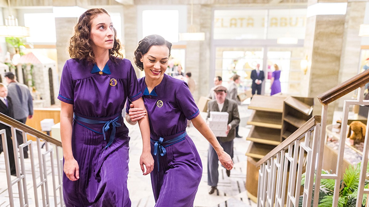 První dobový seriál TV Nova Zlatá labuť: Hvězdné obsazení, dechberoucí ...