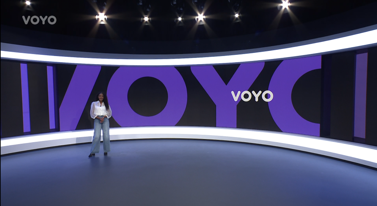 Sledujte na Voyo exkluzivní dokument o vzniku filmu Čarodějka s Arianou ...