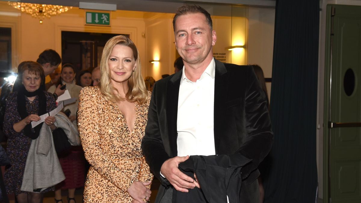 Zamilovaná Šárka Vaňková: Petru Vondráčkovi poprvé veřejně vyznala lásku! | TV Nova