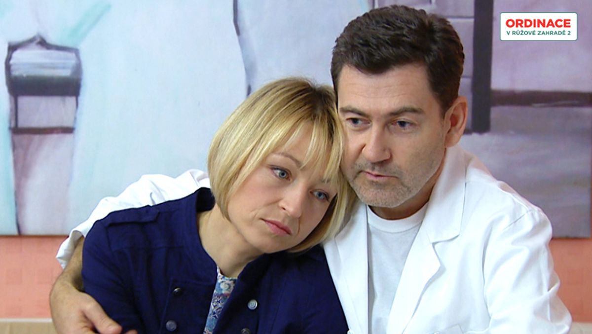 Petr Hanák a jeho milostná vzplanutí: Skončí i to poslední svatbou ...