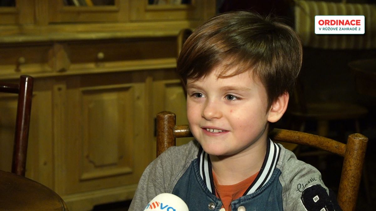 Jak se malý Adam Vojtek učí texty do Ordinace? Má to jednu komplikaci ...