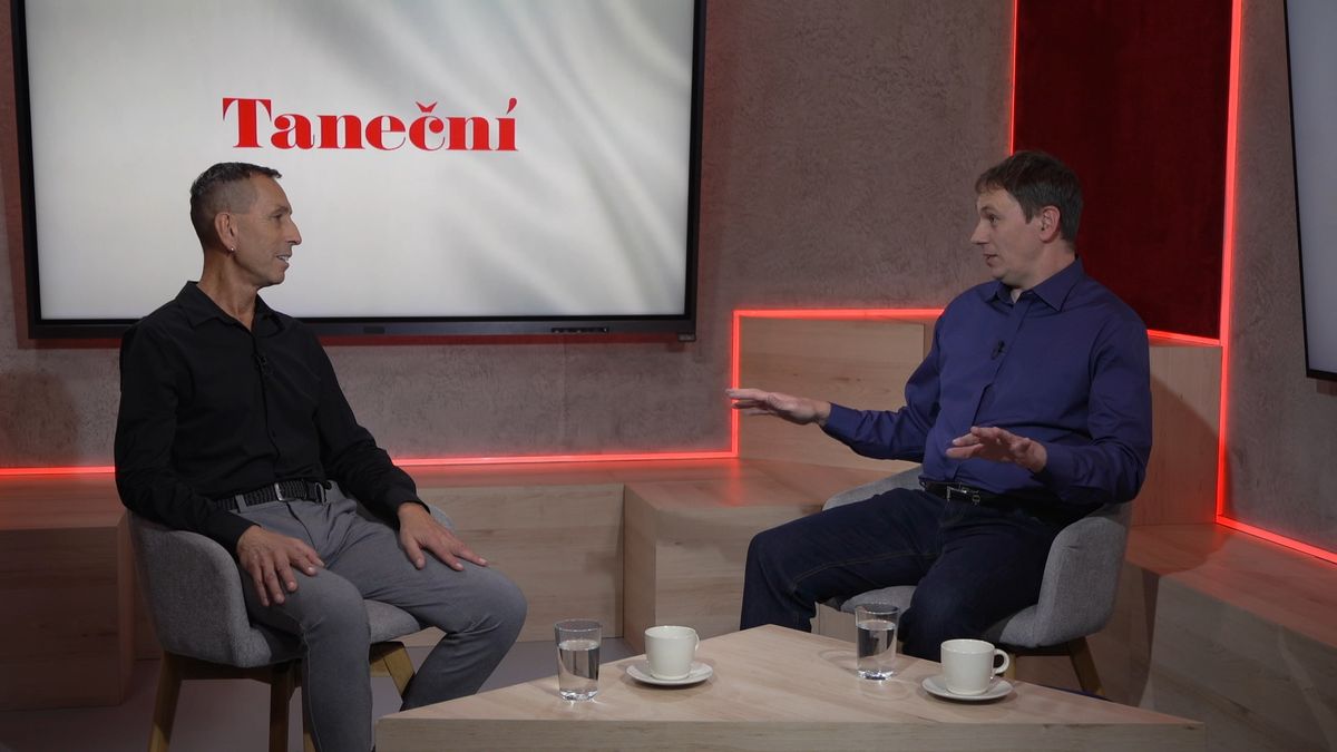 Chlopčík se nezdá: Při návratu z mejdanu tančil v metru | TV Nova