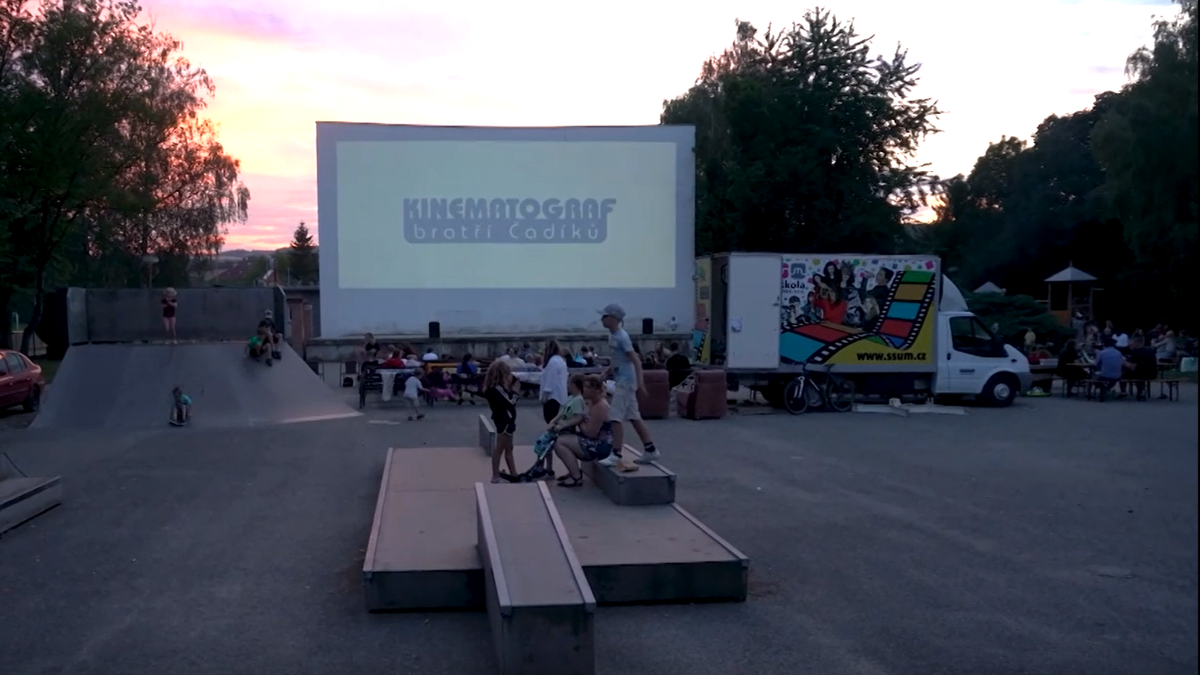 Letní kino v Česku: Podívejte se, kdy dorazí kinematograf do vašeho ...