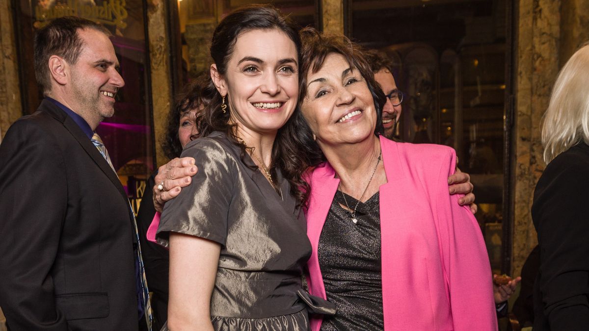 58bd9194-d684-4def-aa09-2357a8d0d121