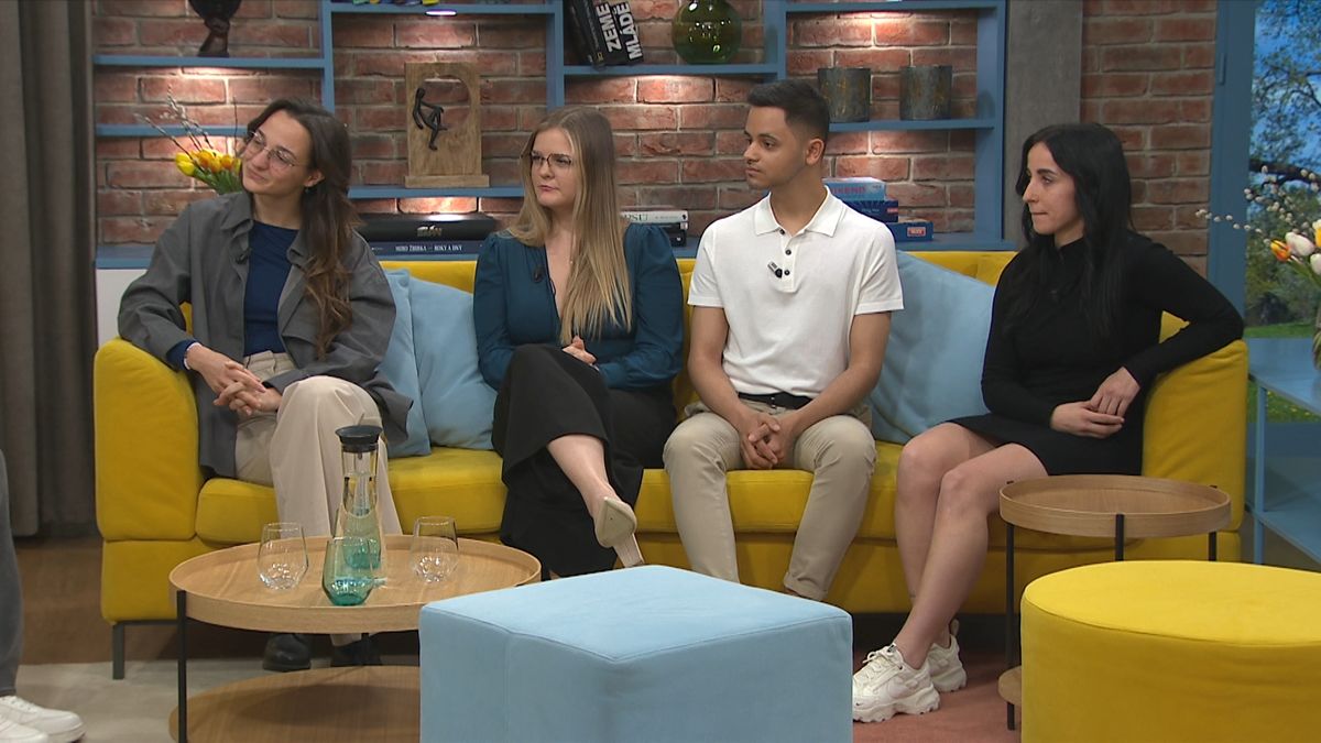 7f0e6702-ef57-424a-9786-7caf58caf2b8