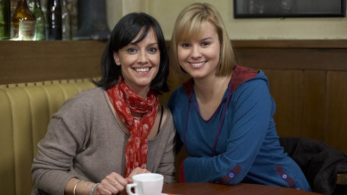 Tereza Brodská se po 14 letech vrací do Ulice. S Páťou si to užíváme ...