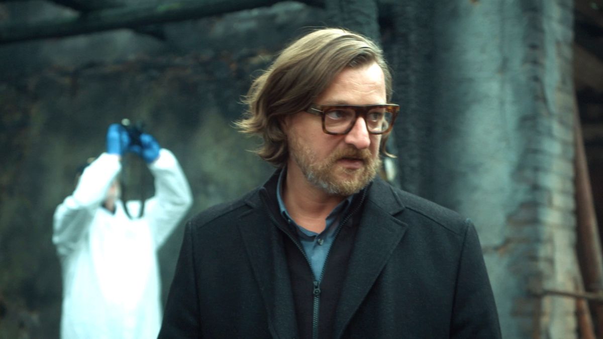 Andrej Polák jako koroner v Případech mimořádné Marty: Vypadá to ...