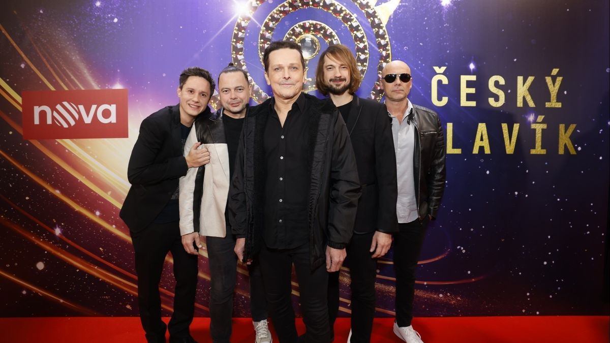 Český slavík 2023: Přenos z červeného koberce | TV Nova