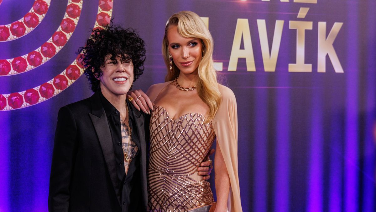 Zpěvačka LP zažije české Vánoce. Svátky bude poprvé trávit u rodičů ...