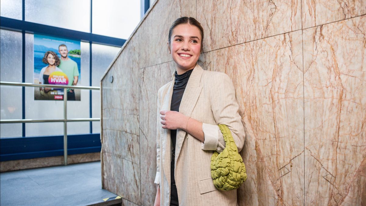 e064a870-3f9c-4fee-b74c-0531225ee9e8