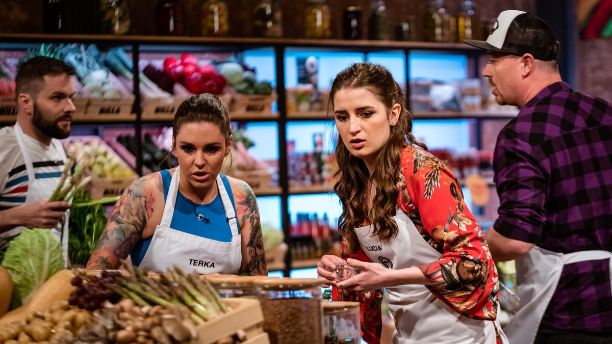 Peklo v kuchyni MasterChefa. Soutěžící po sobě křičeli a nastal chaos | TV Nova