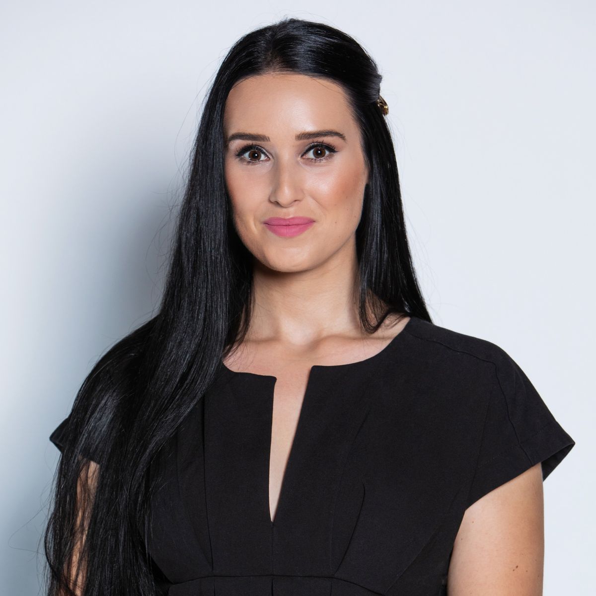 Veronika Besky Beskydiarová | Osobnosti | TV Nova